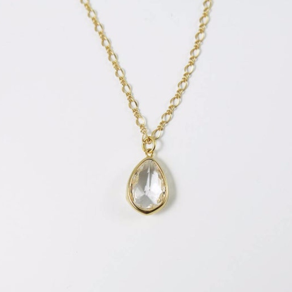 HJ Designs | Jewelry | Lovely Gold Plated Teardrop Necklace | Poshmark